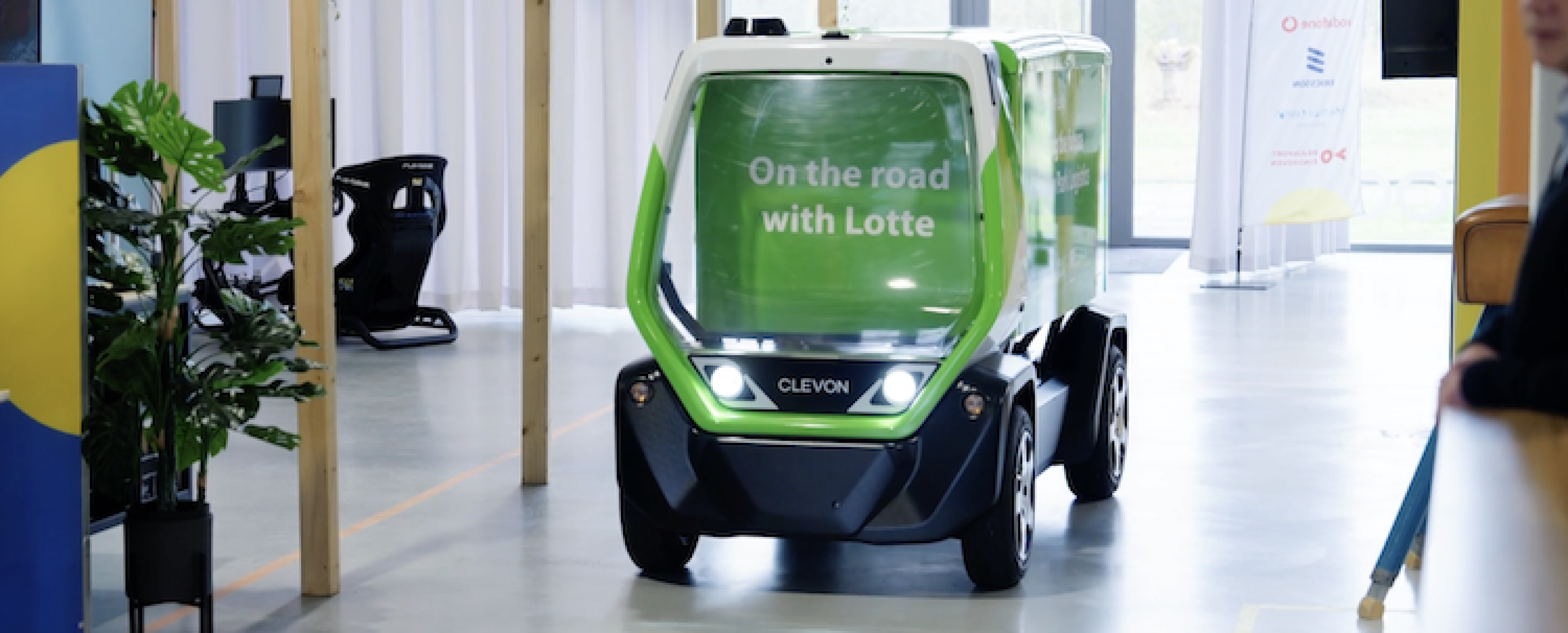 Logistieke 5G-robot Lotte verovert bedrijfsterreinen en vakantieparken